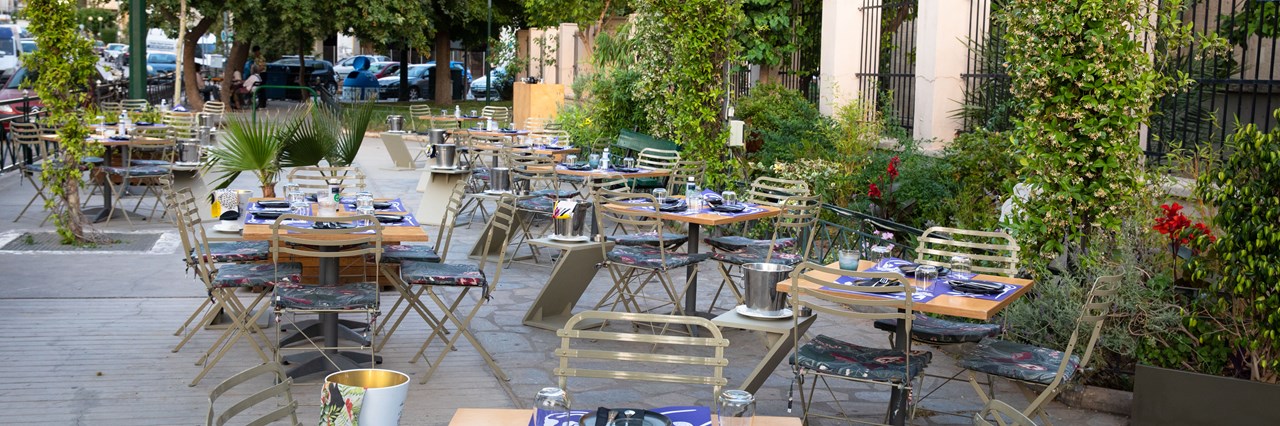 "Prosopa": Urban καλοκαίρι δίπλα στις ράγες - Athinorama.gr