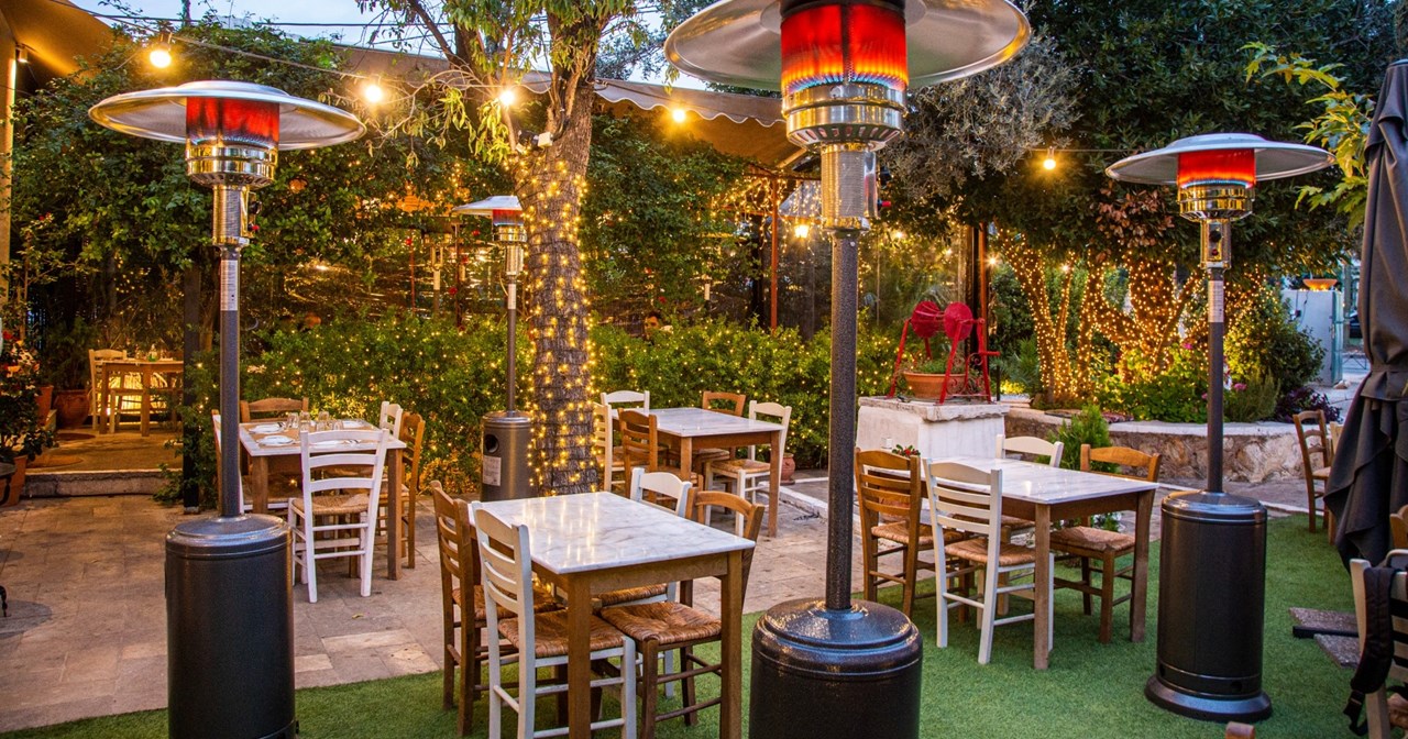 "Δούκισσα": Η γιορτινή εκδοχή της τοπικής γεύσης - Athinorama.gr